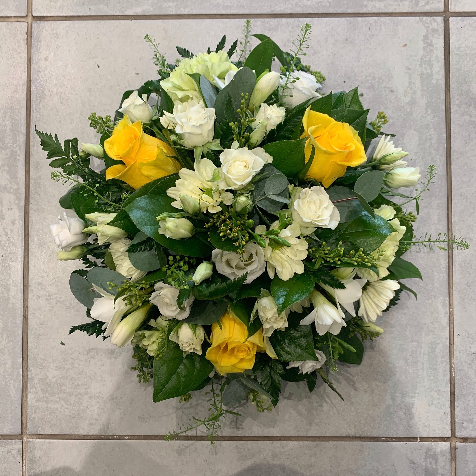 Classic Posy Yellow and White | Wigmore Florists